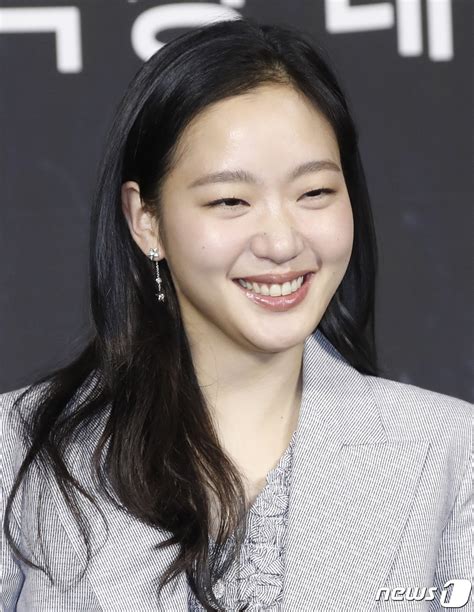 [뉴스1 ★]김고은 파묘서 신내림 받은 무속인 역…신이 내린 무쌍 미모 뉴스1