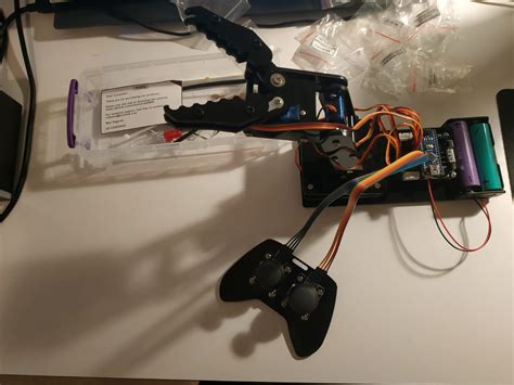 8 Mo Finance Robot Arm For Arduino Smart Robot Building Kit That Can Memorize And Repeat