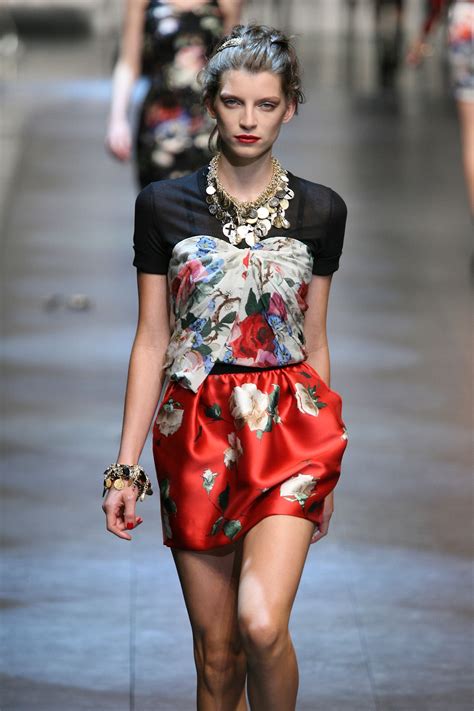 Dolce And Gabbana Spring Summer 2010 Ready To Wear