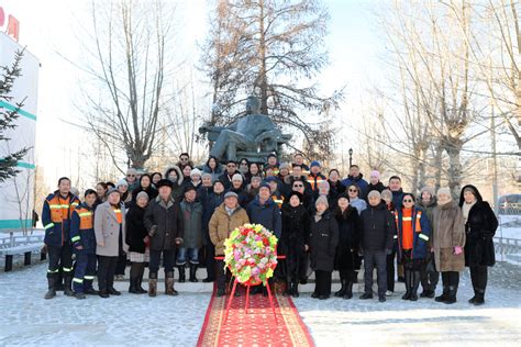 Монгол Улсын Хөдөлмөрийн баатар Техникийн шинжлэх ухааны доктор “Уулын баяжуулах Эрдэнэт