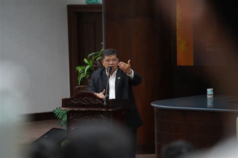 Yang Di Pertua Dewan Rakyat Hadir Menyampaikan Bual Bicara Bersama Kepimpinan Mahasiswa Budiman