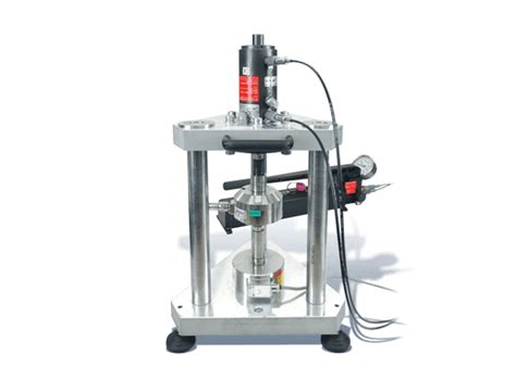 Force Transducers Calibration Hbk