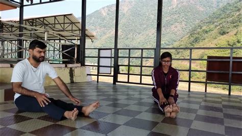 अर्ध मत्स्येन्द्रासन Youtube