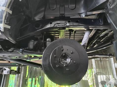 Rust Shield ศูนย์พ่นกันสนิมรถยนต์ ฟอกเกียร์ ถ่ายน้ำมันเครื่อง สมุทรสงคราม Rust Shield ศูนย์