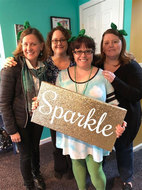 Stephanie Loves Scrapbooking