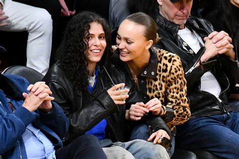 Who Is Lily Rose Depps Girlfriend 070 Shake