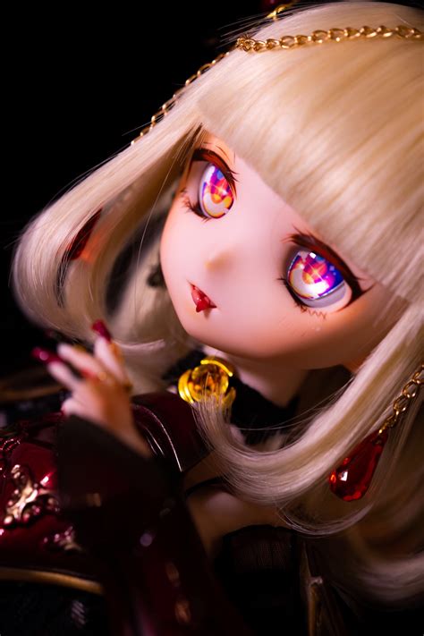 うむ On Twitter ドールショウで神番を引いたためご縁頂けた桜本屋さんのワンオフ甲冑を次のオクっ子に試着してもらいました‼️つ…強い…🤯 Mddはいいぞ…