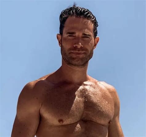 El Fr O Se Nota Desde Lejos Sebasti N Rulli Se Desnuda Y Actores Lo