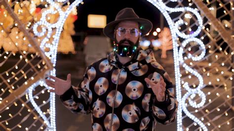 წვერის ნათურები საუკეთესო საახალწლო განწყობისთვის Youtube