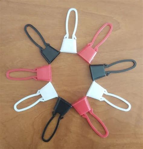 Plain Black Packaging Plastic Hook At Rs 0 30 Piece In Anand Id 27458374897