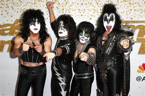 Who's The Mastermind Behind KISS' Iconic Make-up? Gene Simmons Explained