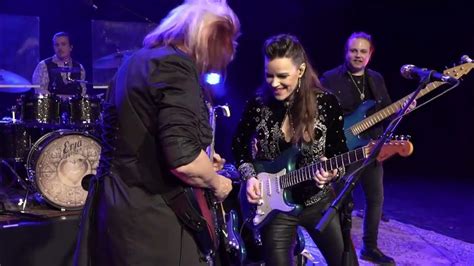 Erja Lyytinen And Jennifer Batten Live At Kulttuuritalo Helsinki 2019