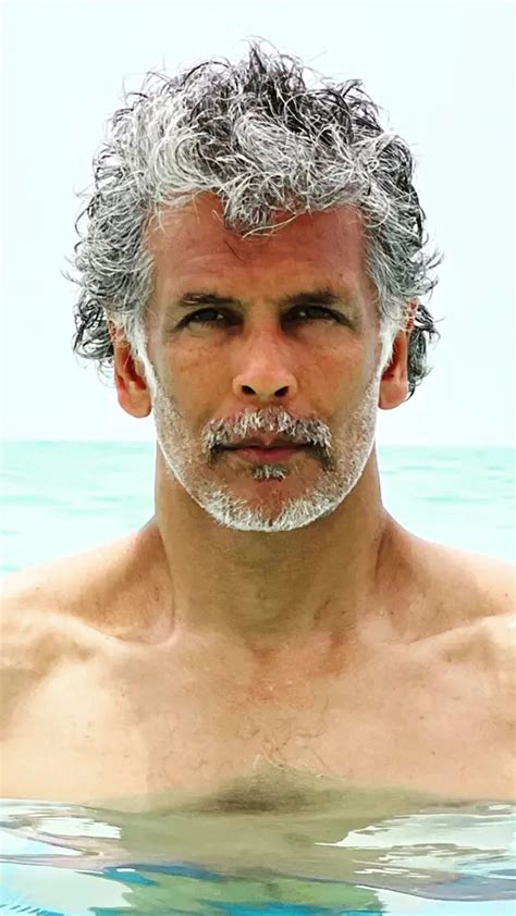 Milind Soman Birthday Hot Af Pics Of Former Supermodel Ageing Like Fine Wine 👗 Latestly