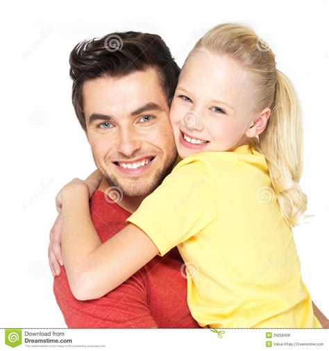 Retrato Do Pai Feliz Com Filha Bonita Foto De Stock Imagem De Felicidade Retrato