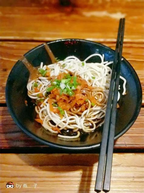 “热干面”怎么翻译？官方英译在这里→合作协商新闻中心长江网cjncn