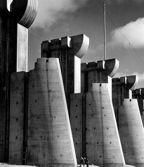 Margaret Bourke White Creatrice Di Icone La Mostra A Reggio Emilia