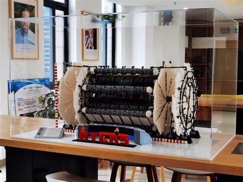 66 Large Atlas Models And A New One In China Build Your Own Particle