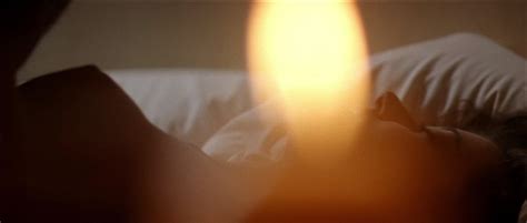 Голая Миа Сара в Timecop