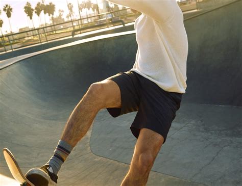 How To Wear Mens Shorts The Manual