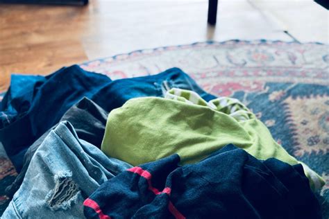 101 Easy Things To Declutter Today Items That 100 Need To Go This Simple Balance