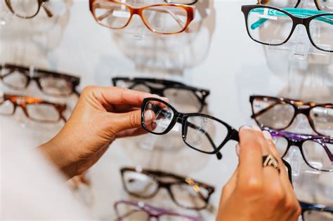 Exploring The Top Glasses Styles For Every Face Shape Fashionabc