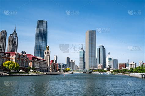 天津海河沿岸建筑景观街景