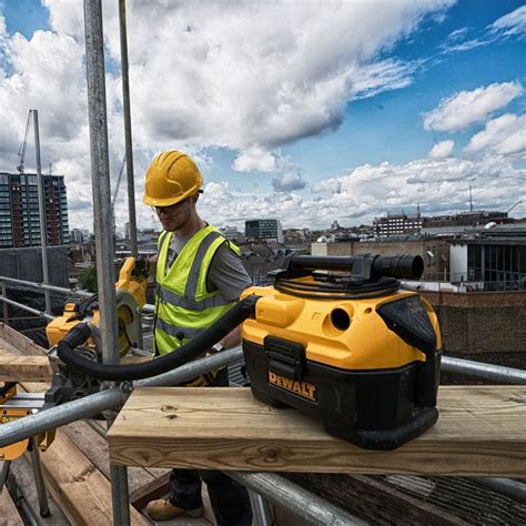 Dewalt Dcv584l 18v Xr Flexvolt Cordless L Class Vacuum Dust Extractor