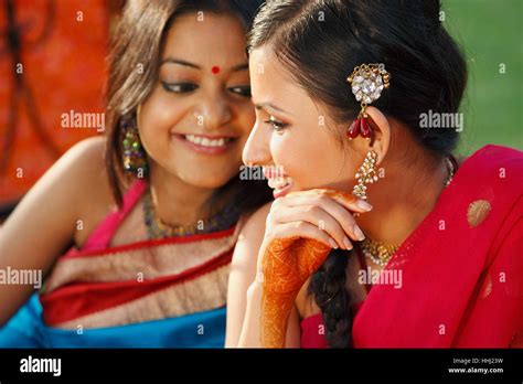 Two Women In Saris Stock Photo Alamy