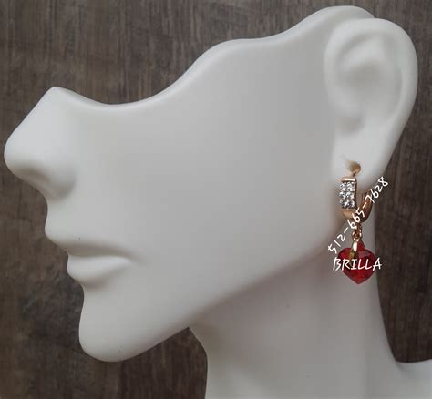 Arete De Oro Laminado Con Zirconias Y Corazón Rojo Colgante Laminated