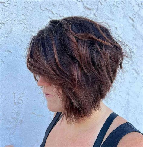 30 Stunning Shoulder Length Hairstyles You Need To Try This 2025