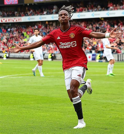 Man Utd Fans Rave About Academy Star Who Is Better Than Sancho And