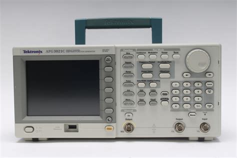 Tektronix Afg3021c Arbitrary Function Generator 25 Mhz1 Ch 250 Ms