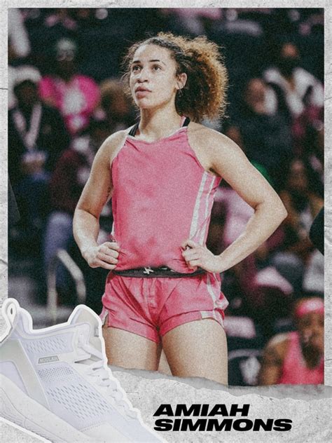 1 In Womens Basketball Moolah Kicks