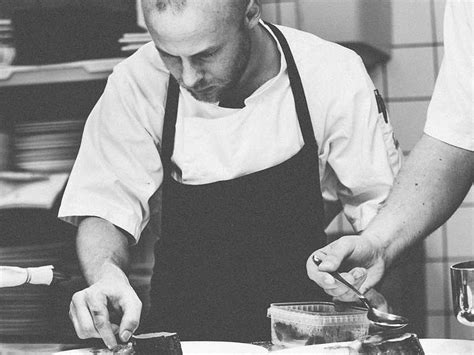 Whats The Difference Between A Chef And A Cook