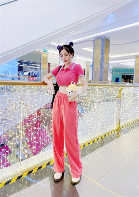 Tr N B Nh Linh Barbie Bikini Body C C Ch Y G I C M