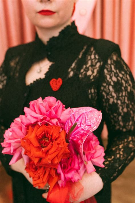 Sure Thing Chapel Wedding With Hellvis Diana Jean Photography