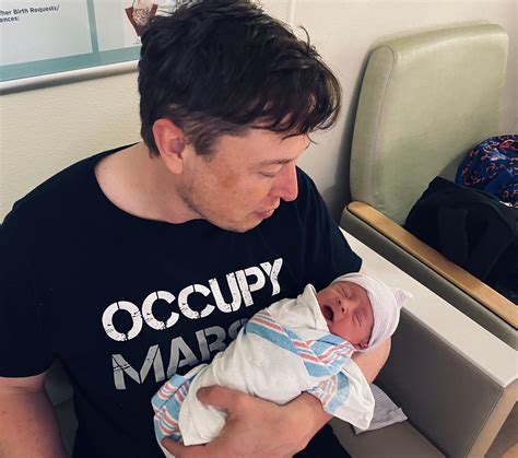 نام فرزند ایلان ماسک و گریمز از X Æ A 12 به X Æ A Xii تغییر یافت روزیاتو