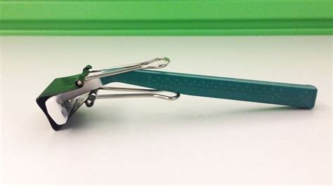 If Youve Already Lost The Plastic Thing That Covers The Razor Which