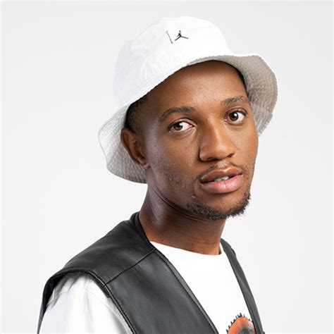 Watch Sam Deep Celebrates “kusezo Khanya” Going Platinum With New