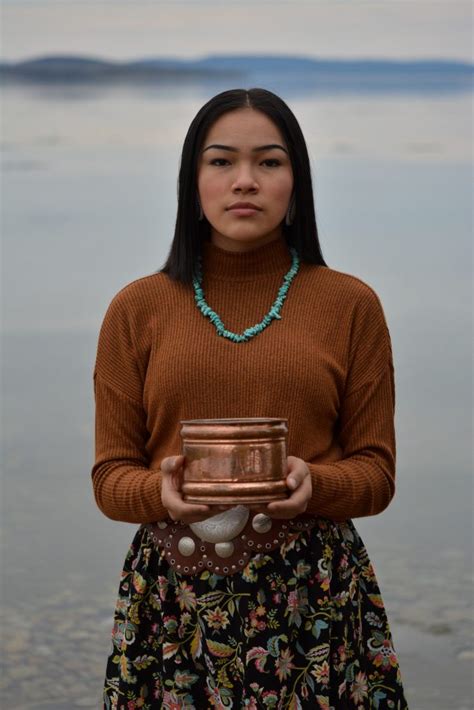 15 Indigenous People To Know In Canada Elle Canada Native American