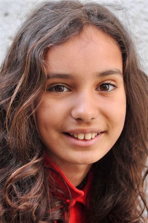 Siham Laroussi Biografía Mejores Películas Series Imágenes Y Noticias La Vanguardia