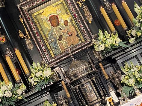 天主慈悲的花果 ‧ Jezu Ufam Tobie 常年期第廿一周星期五 ‧ 求聖母佑國土