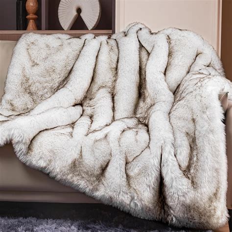 Touchat 1000gsm Faux Fur Throw Blanket Super Thick Warm