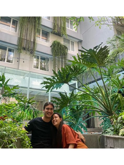 6 Potret Mesra Rendy Kjaernett dan Lady Nayoan, Sudah 9 Tahun Menikah ...