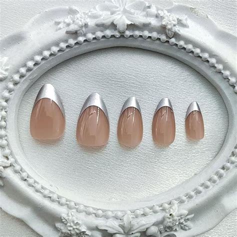Silver French Tip Press On Nails Short Almond Fake Nails Daily Wear Simple Glue On Nails Press