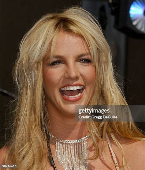 Britney Spears Performs Live On On Air With Ryan Seacrest Photos And