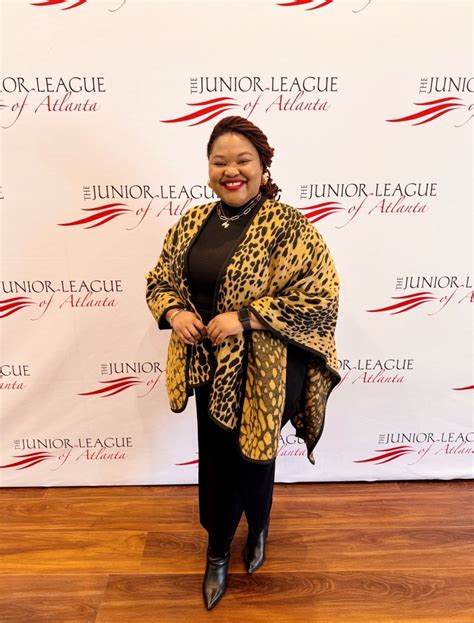 Buildingcommunity Givingback Leadershipinaction Rashedia Mayhane Mba