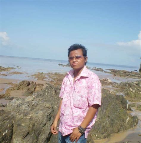 ရက်စက်လိုက်ကြတာ အတာအိုးအတွက်ဆိုပြီး ငုဝါပန်း စိန်ပန်း အကုန်ချိုး လူက