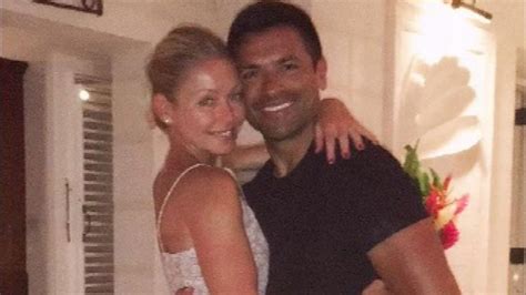 Kelly Ripa Wedding Dress 60 Photos
