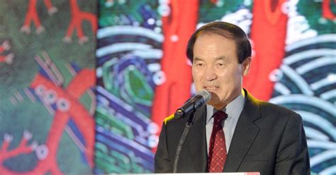 진안홍삼축제 인사말하는 이항로 진안군수
